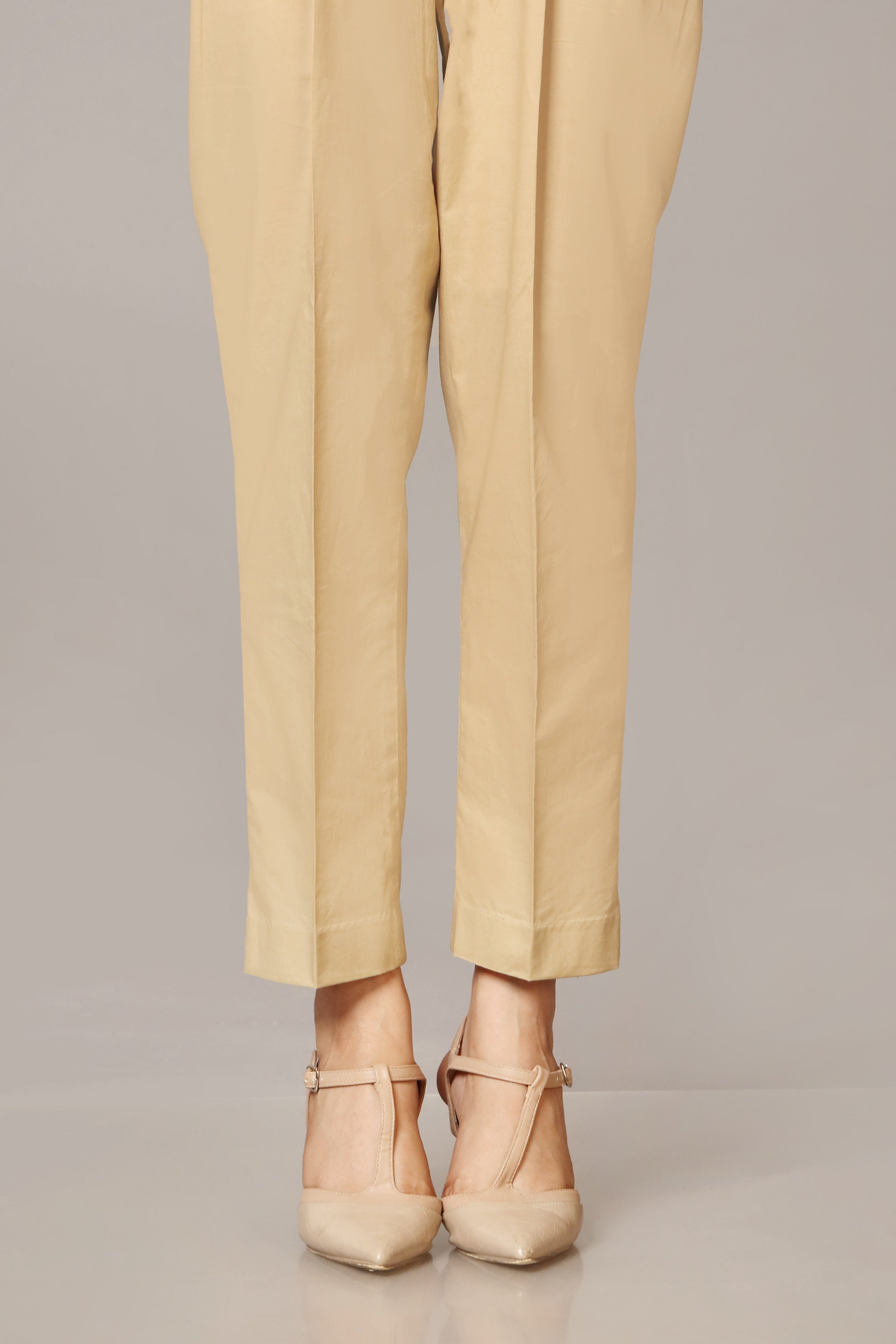 BASIC C 23 BEIGE (BB8552) - Discover Quality & Style: Cambric