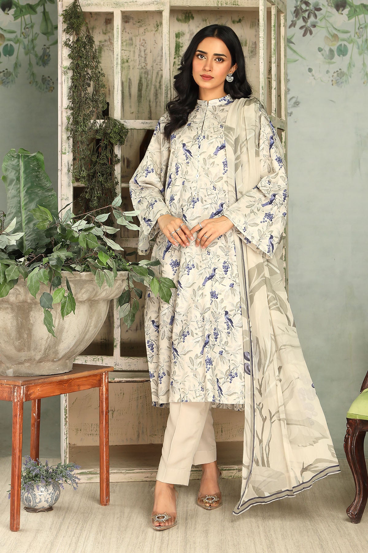 Chinyere Prints - 3 Piece Unstitch Printed Slub Khadar Light Grey Suit ...