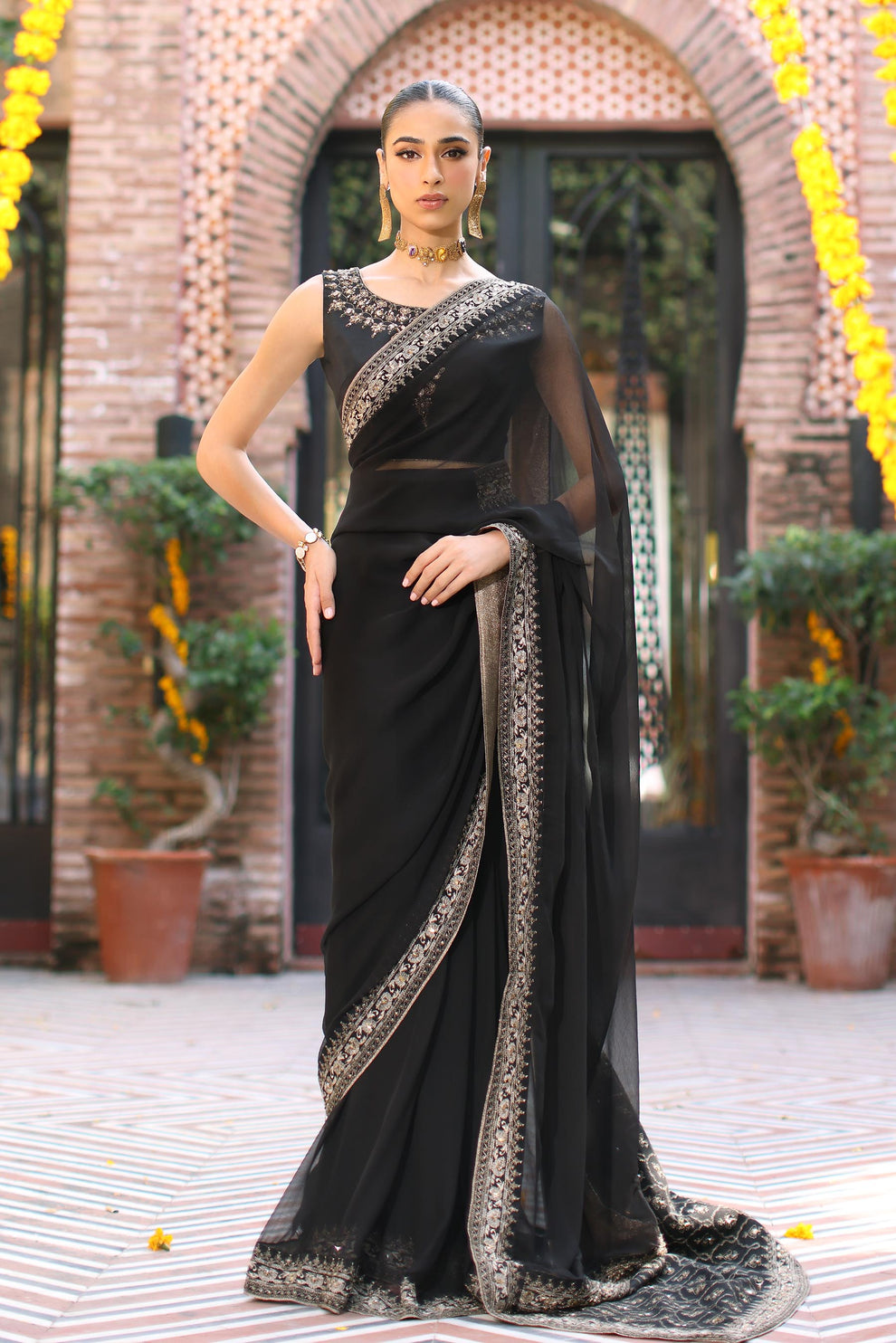 DUSTED BLACK SARI (AA5008) - Discover Quality & Style: Korian Raw Silk