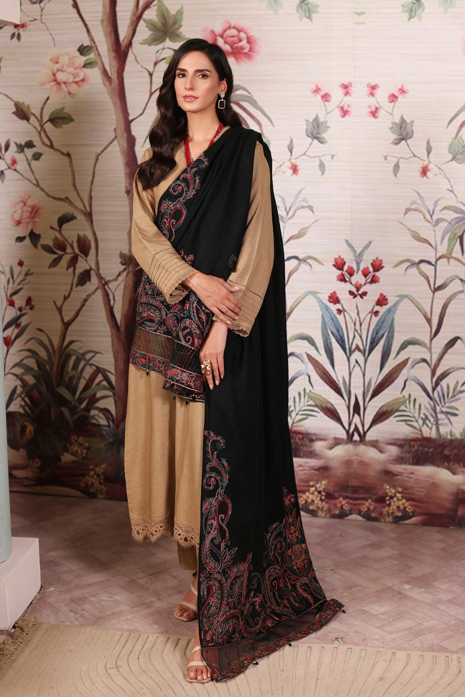 Buy Shawls For Women | Made in Pakistan | Chinyere