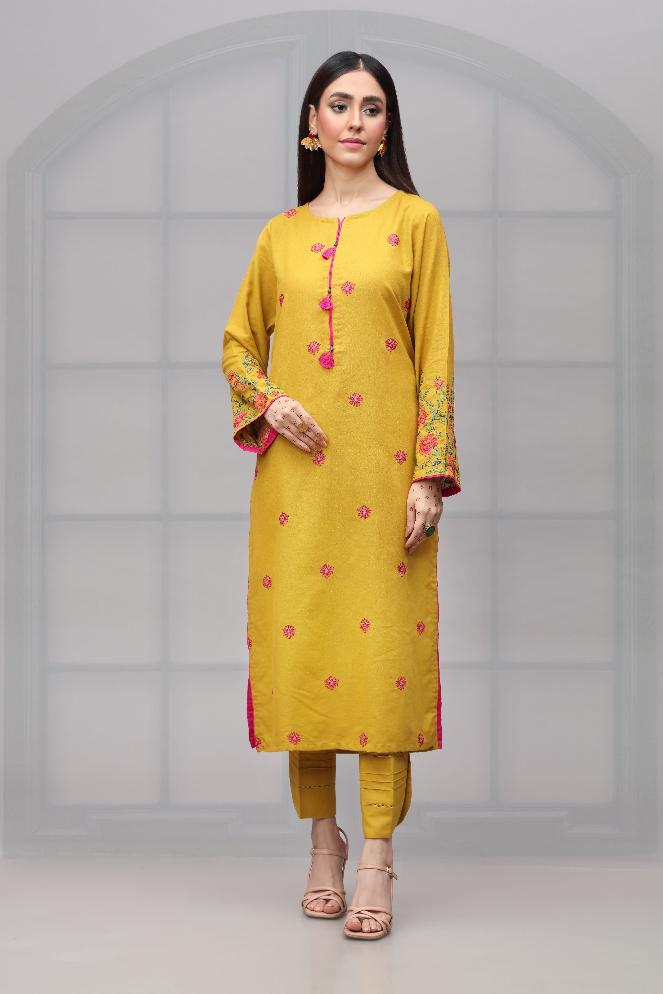 FAKHTA (HB0977) - Discover Quality & Style: Lawn Karandi