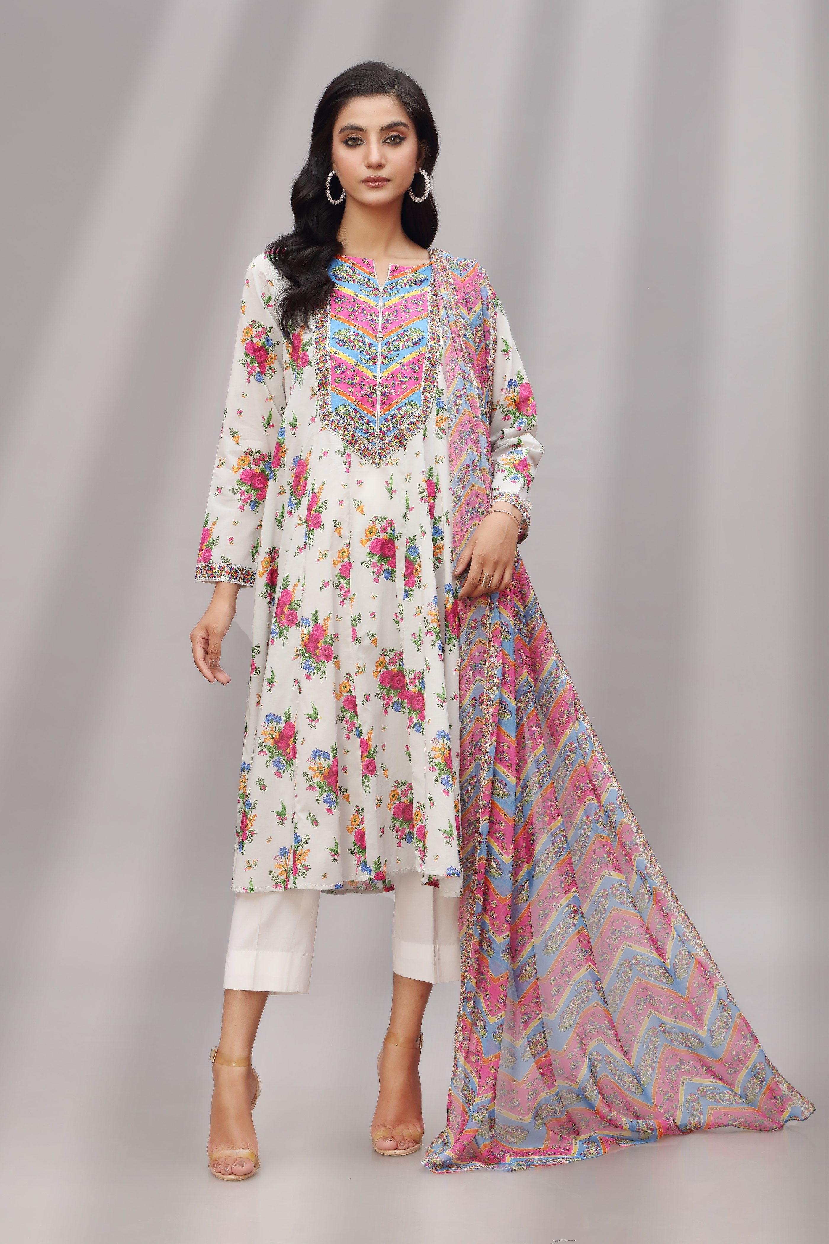 GULARA S (PD1106) - Discover Quality & Style: Printed Lawn